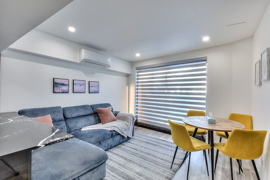 Ndg Treasure In Montreal! Value & Travel Adventure - Lasalle