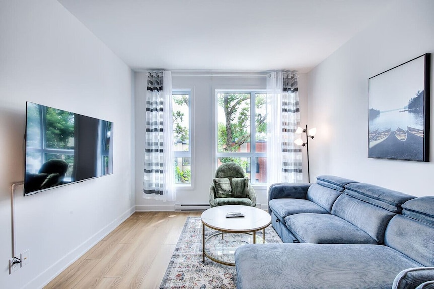 2br Top Montreal Apt For Chic And Cozy Traveler - Varennes