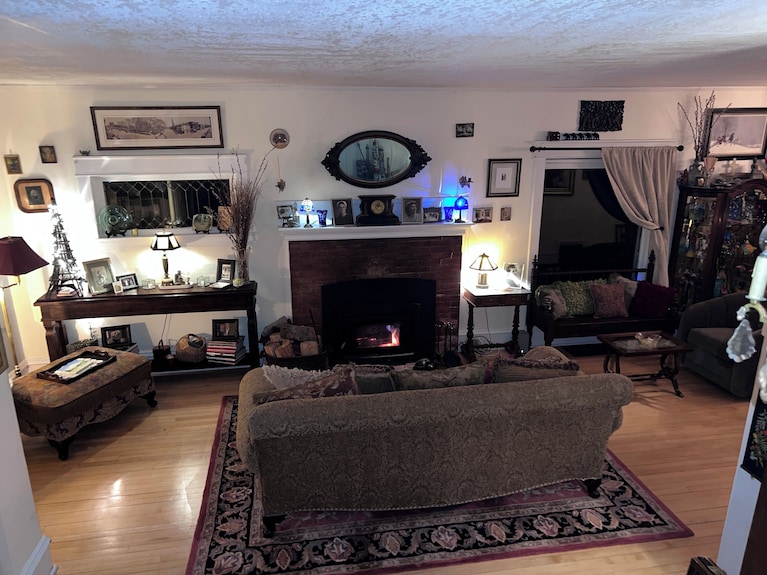 Eclectic And Charming Victorian Home Located In Sandpoints Historic District - 桑德波因特