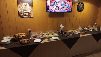 Pequeno-almoço tipo buffet diário incluído