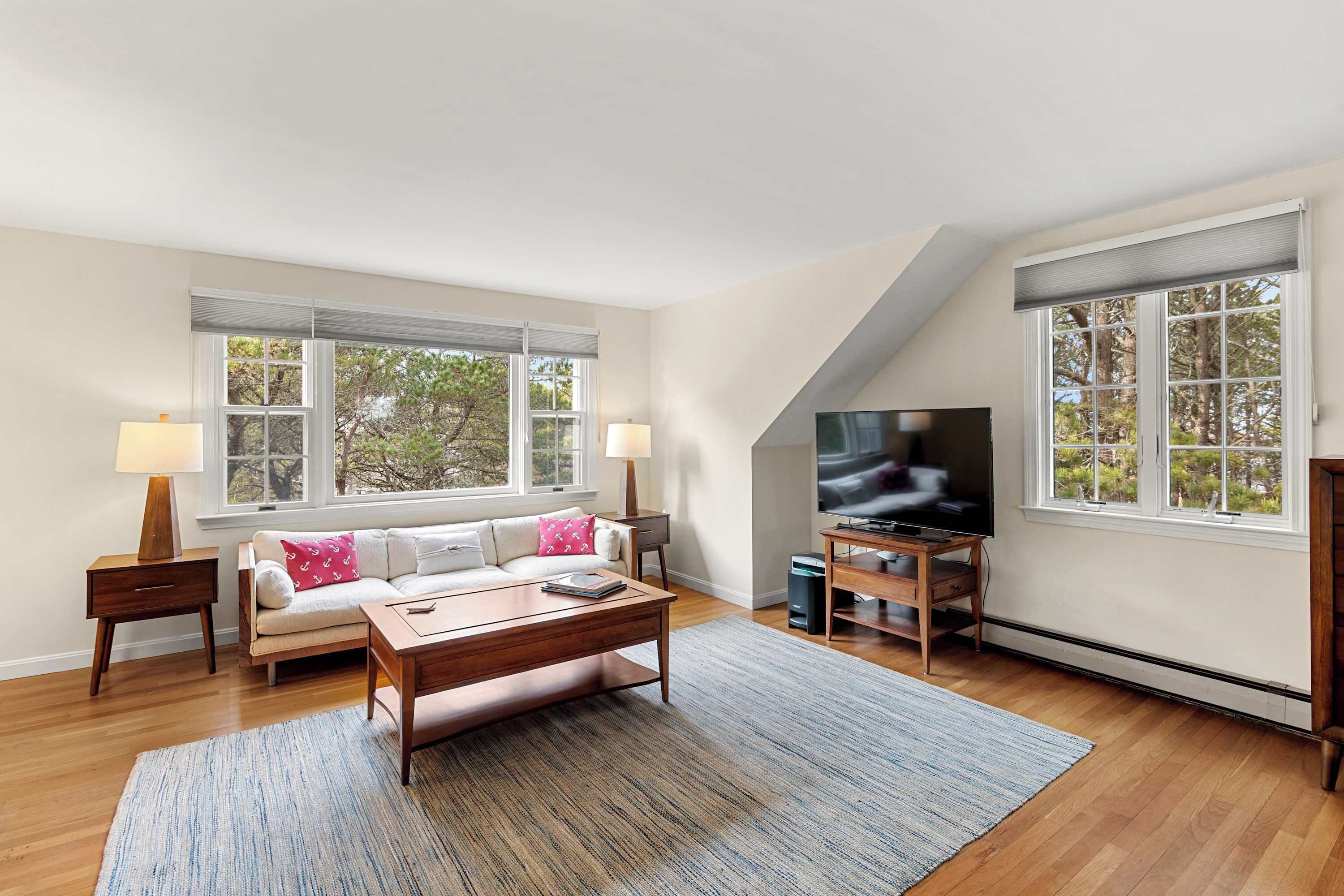 Steps To The Beach, Hot Tub, Entertainment Suite! - Coast Guard Beach, MA