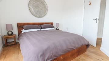 1 quarto, individualmente decorados, individualmente mobiliados