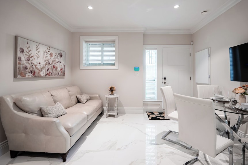 Luxury Modern Suite 2bed 2 Bath Private Gym Chic Design - New Westminster