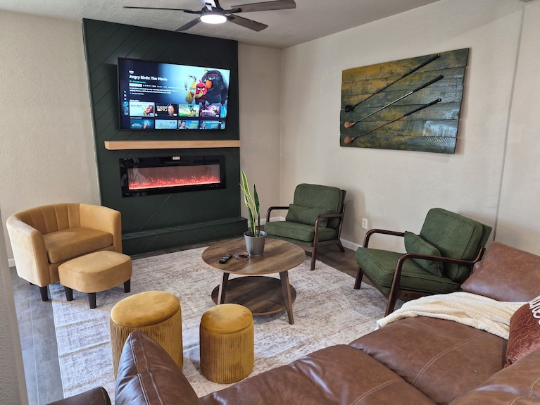 Peaceful 3-bedroom House With Putting Green In Charming Lewisville - Grapevine, TX