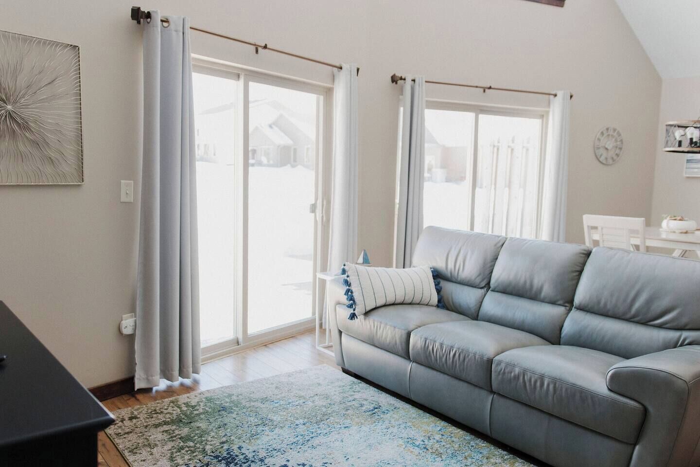 Okoboji Abode - 3 Br / 2 Ba - Sleeps 8 - Okoboji, IA