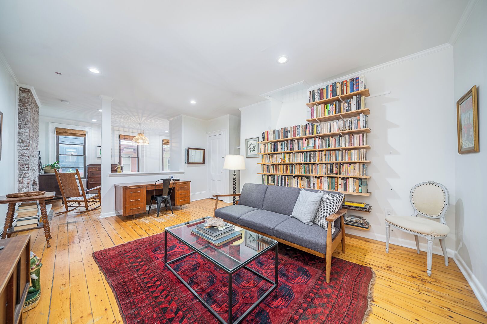 Full Floor Of Historic Mid-town Rowhouse Wfh - Hoboken, NJ