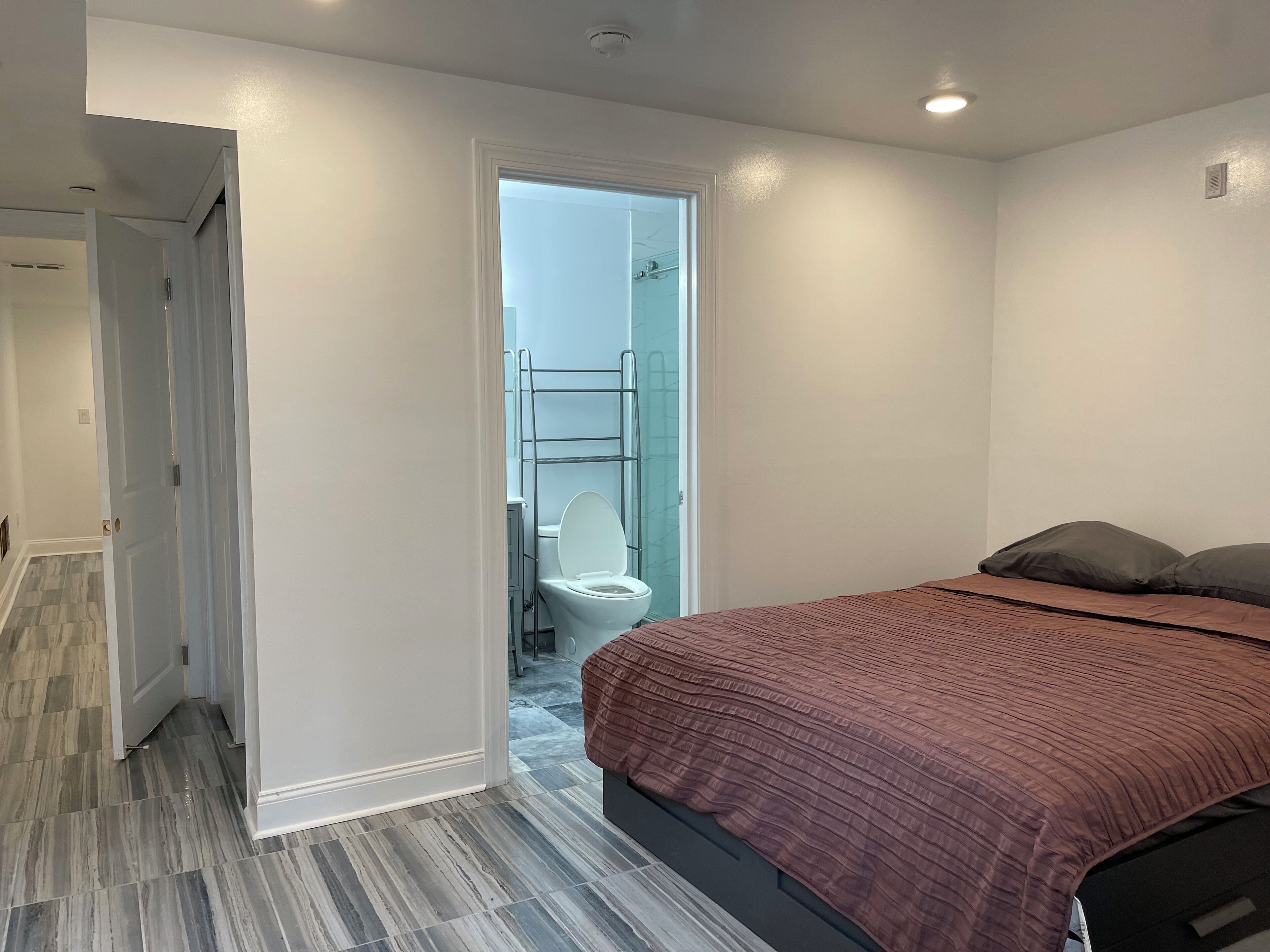 P1c. Near Met, Convention Center 1 Bedroom, 1 Bathroom, Share Kitchen - Ardmore, PA