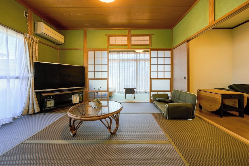 Kyomachi Annex | A Singlefamily House Like A Gran / Nakatado-gun Kagawa - 사카이데시