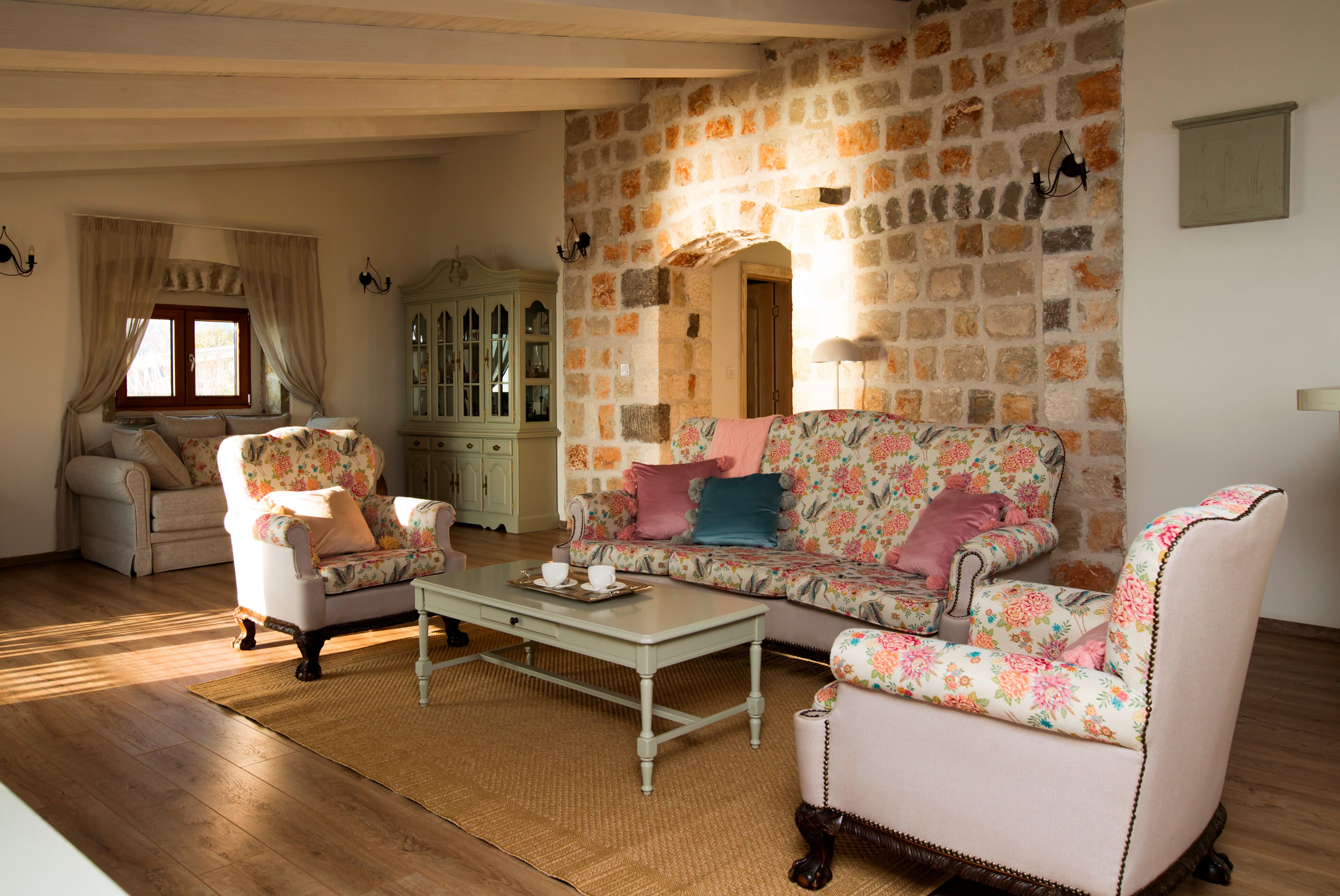 Quarto superior | Área de estar | TV 55 polegadas com canais via satélite