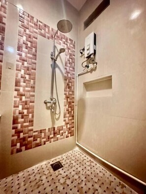Apartamento, vista para a cidade | Banheiro