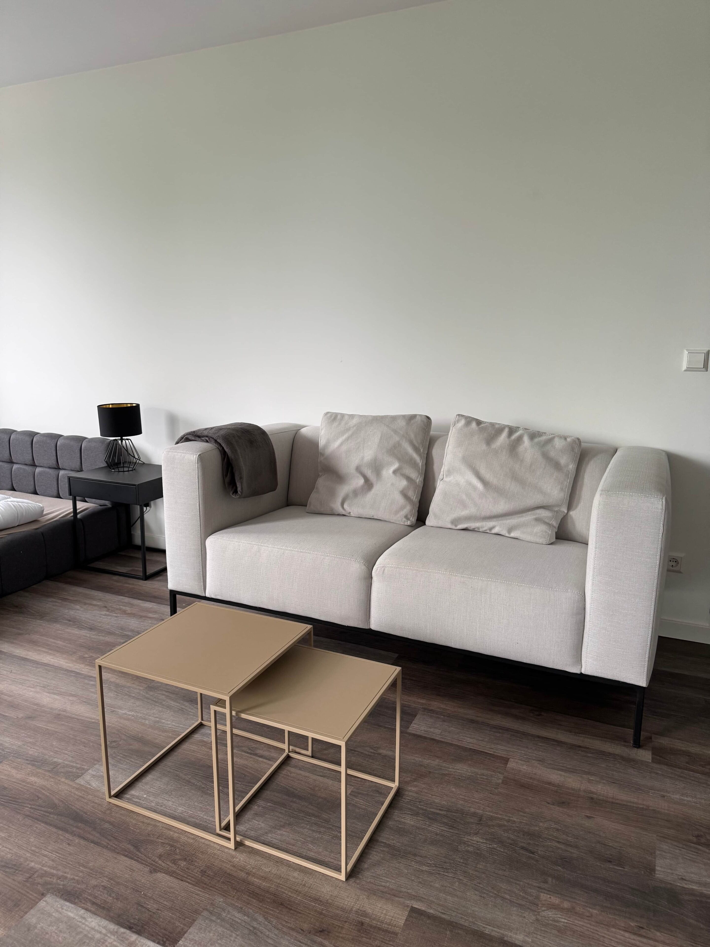 Remark Studios: 2-zimmer Apartment Mit Loggia - Lehrte