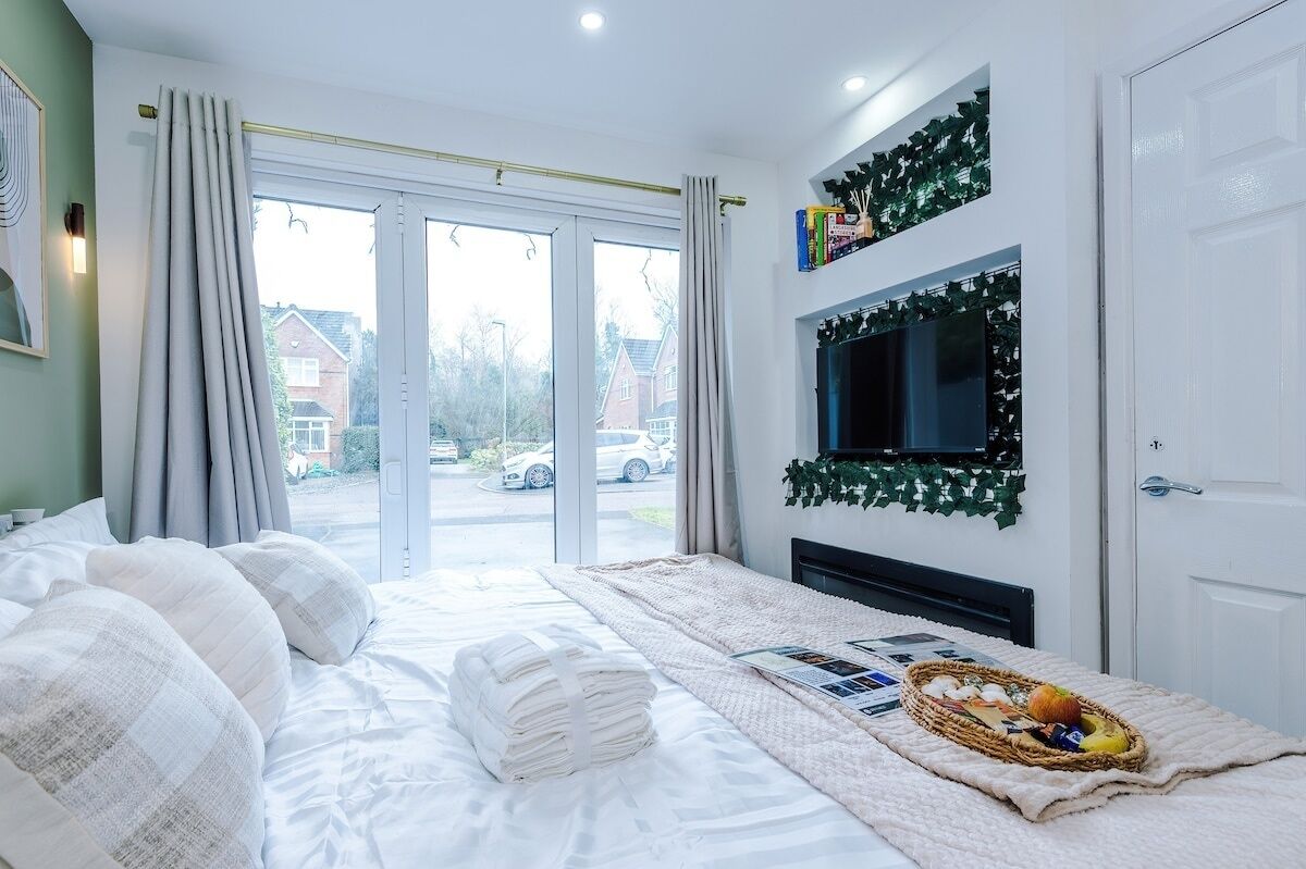 St Davids Lodge - Luxe Retreat With Free Parking - Preston