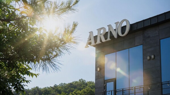 Gyeongju Bomun Arno Pool Villa, Gyeongju: Hotel Reviews, Rooms & Prices ...