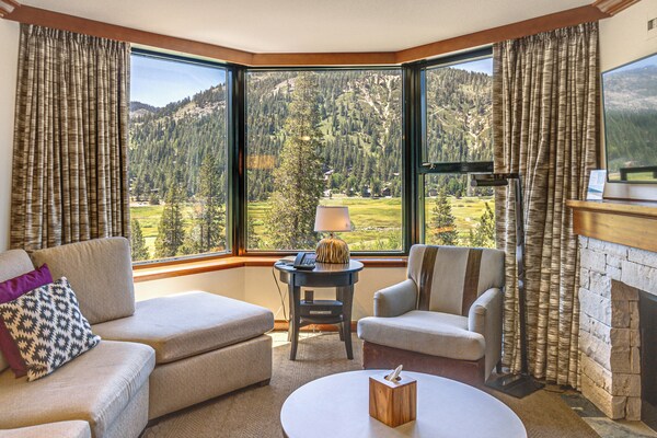 Near Aerial Tram + Village: Everline Resort Condo! - Tahoma, CA