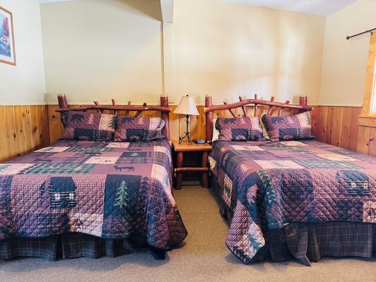Suite 5 At Deer Haven Lodge - Riverside Retreat! Relax In Ten Sleep! - Wyoming