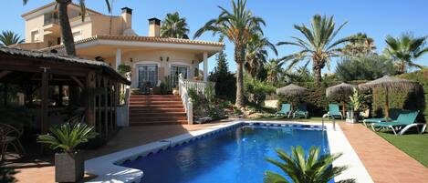Piscina exterior