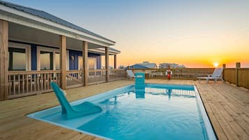 Casa, 5 quartos | Piscina | Uma piscina aquecida