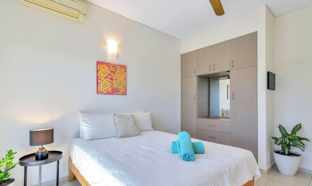 Endless Horizon View | Walk to Mindil Beach | Pool by Tropical BNB ...