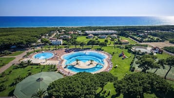 Piscina exterior sazonal