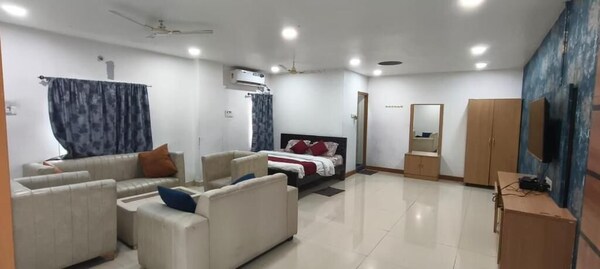 Hotel Zova - Karimnagar