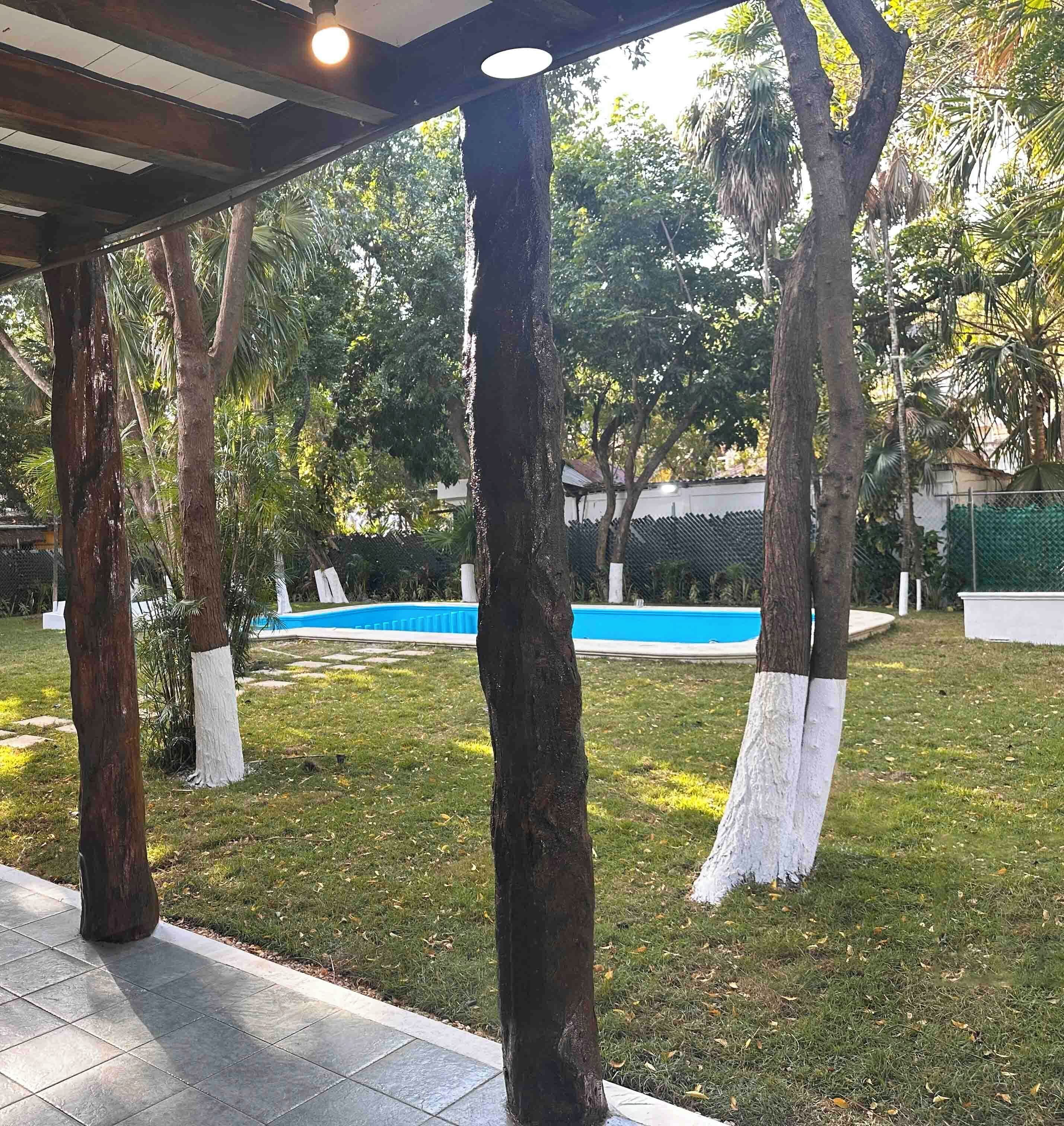 Cofres nos quartos, ferros/tábuas de passar roupa, berços grátis