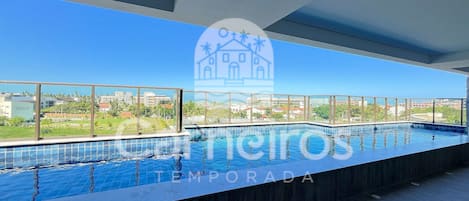 2 piscinas externas