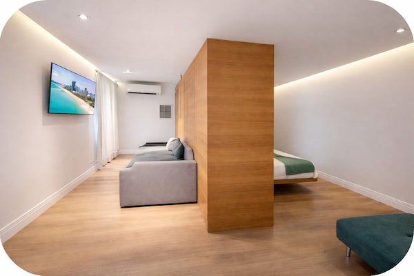 Relaxing Studio Retreat In Miami Beach - Sunset Lake, Miami Beach