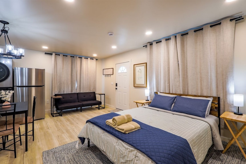 Sweet Suite - Private Studio - Hazelwood - Portland