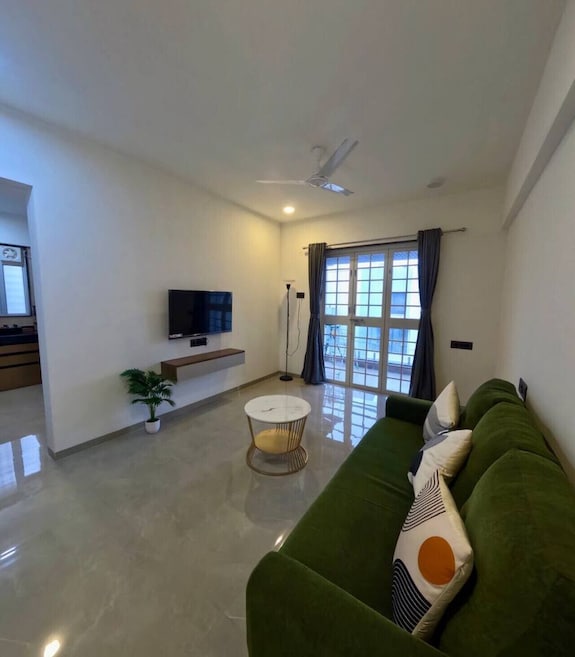 Crane House: Spacious 2bhk Ac Flat By Bleisure - Pune
