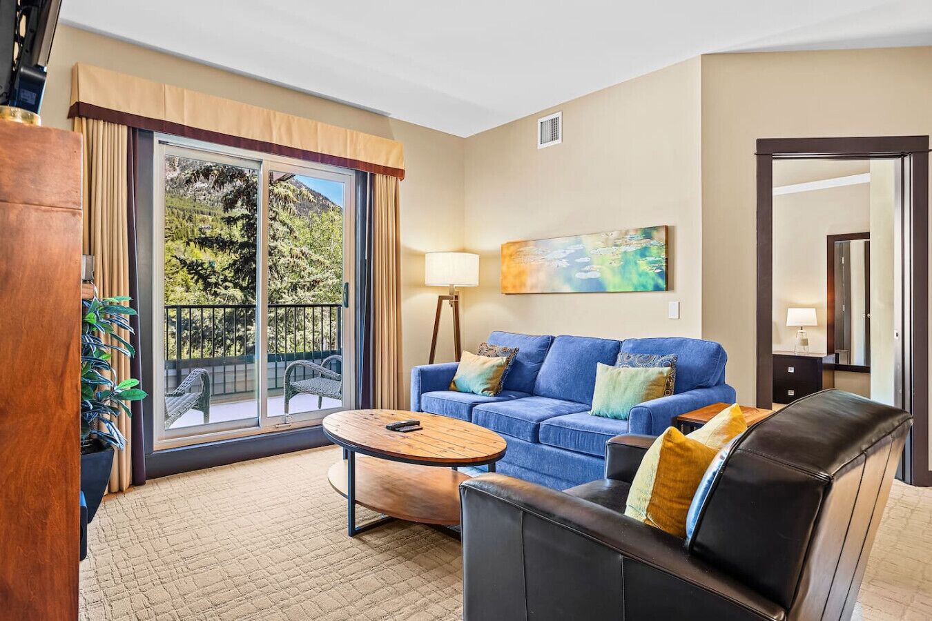 Ideal 2br Canmore Haven Hot Tub + Stunning Views - Alberta