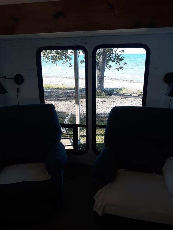 Mackinaw Straits View Rv Right On The Lake Michigan Beach! - 密西根