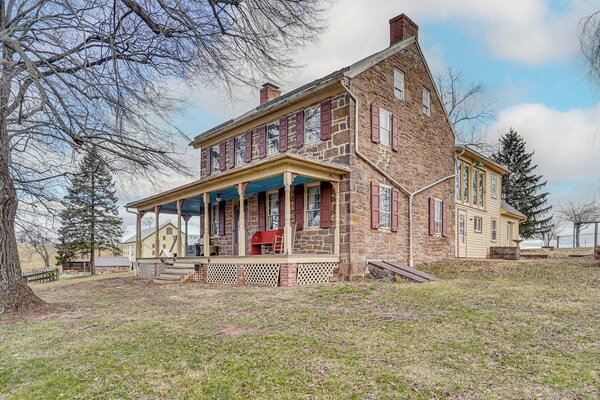 Rural & Historic Detour Escape W/ Horses On-site! - Maryland (State)