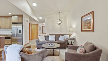 Casa geminada, 2 quartos | Área de estar