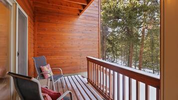 Casa geminada, 2 quartos | Terraço/pátio