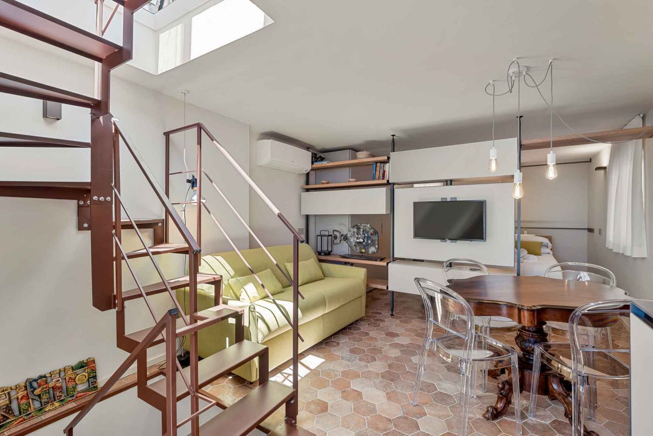 Mareamore  Your Refuge Overlooking The Cinque Terrewelcome To Mareamore, A Delightful Holiday Home Located In Volastra, A Picturesque Panoramic Town In The Municipality Of Riomaggiore, Immersed In The Tranquility And Breathtaking Beauty Of The Cinque - Manarola