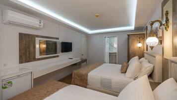 Quarto Familiar, varanda | Wi-fi grátis