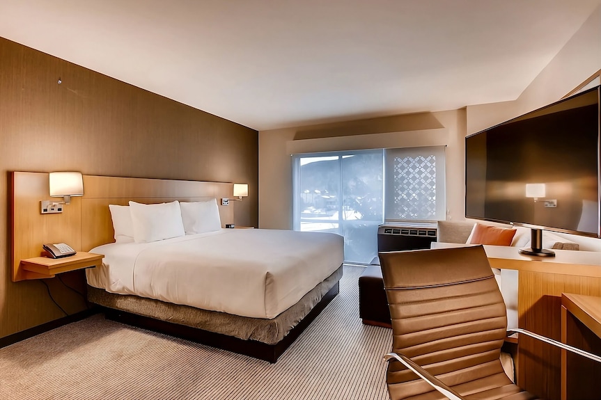 Spacious Mountain Comfort Near Dillon | Gym, Hot Tub, And Free Breakfast - 키스톤