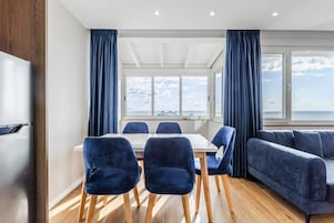 Apartamento Deluxe, vista para o mar | Restaurantes