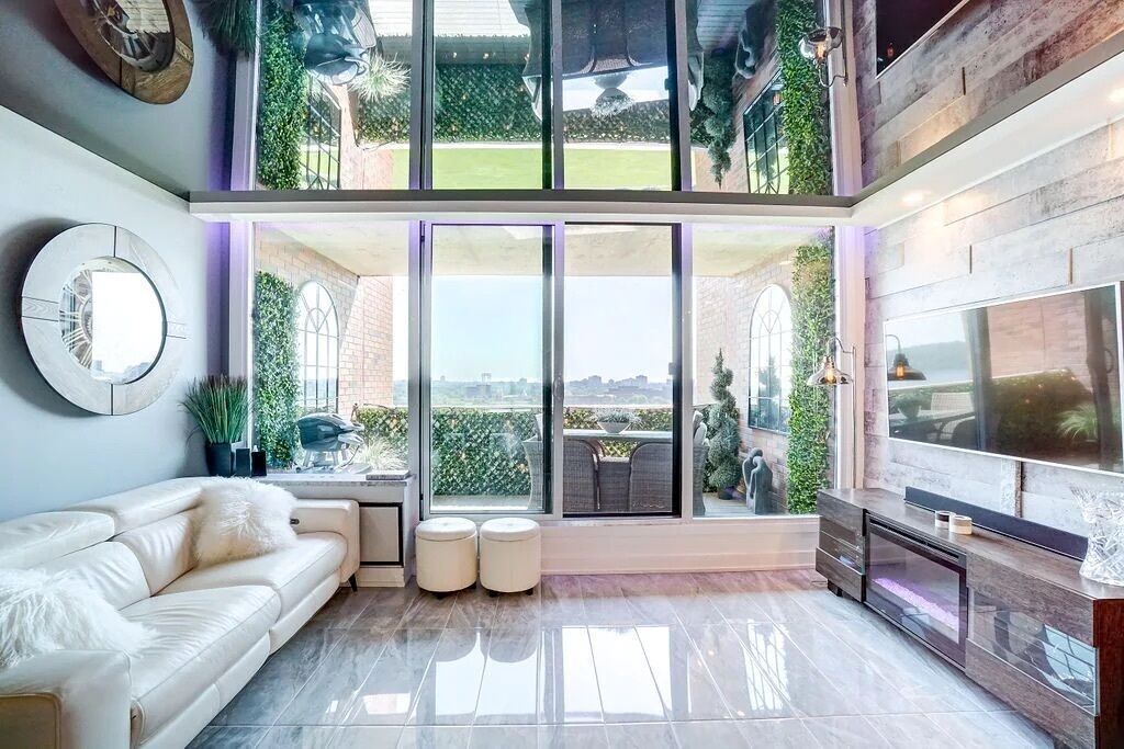 Luxurious River-view Condo 2 Minutes From Ottawa - Gatineau