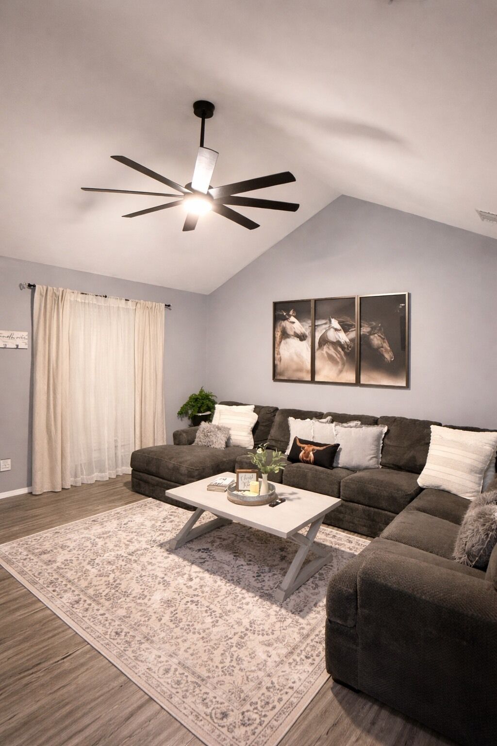 Scooters Cottage - Detroit, TX