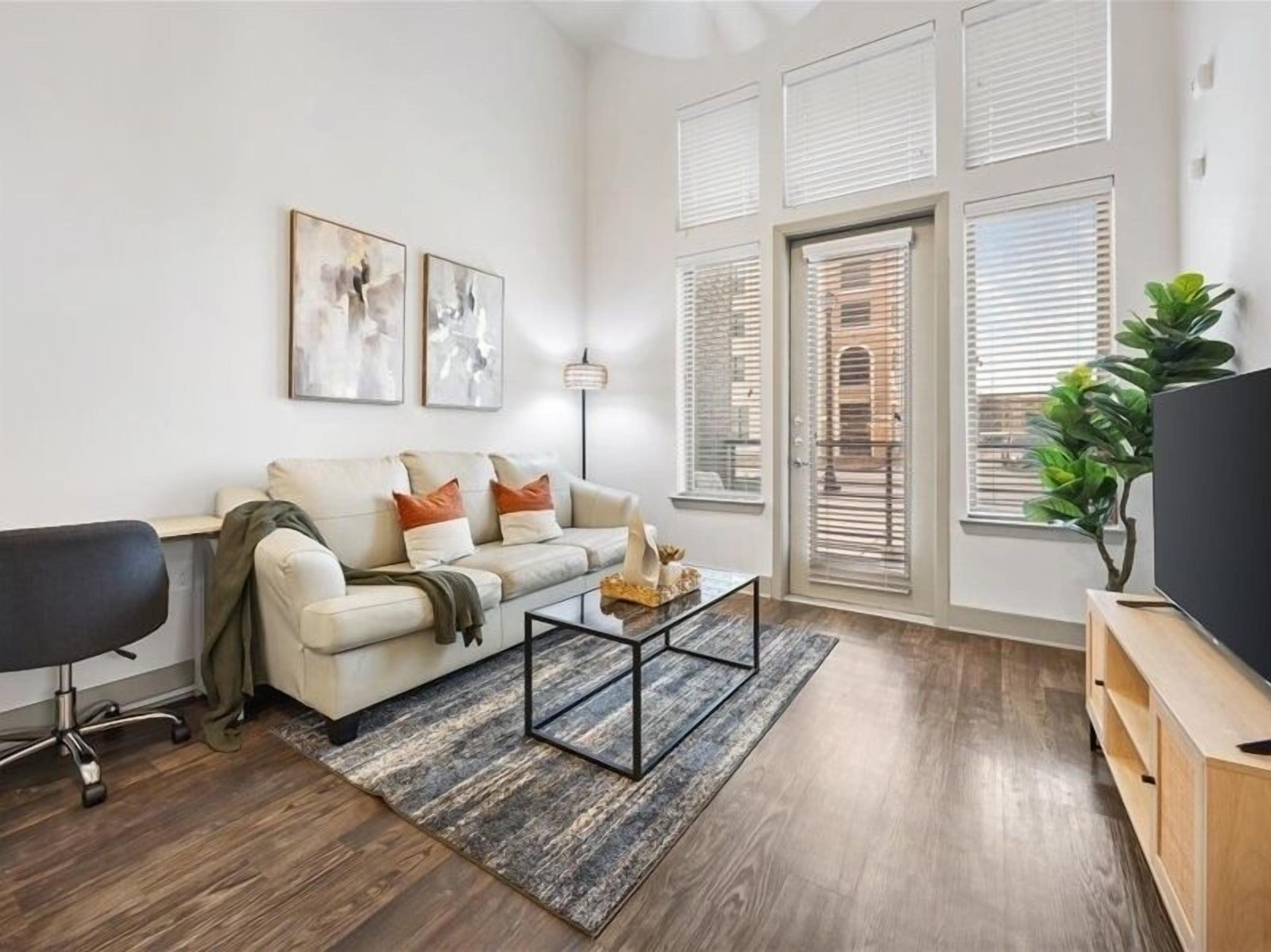 Serene Frisco Apt With Pool, Ev Charger And Gym - Frisco, TX