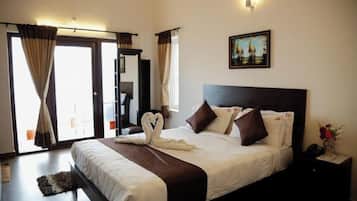 Quarto Triplo Deluxe | Quartos insonorizados, Wi-fi grátis