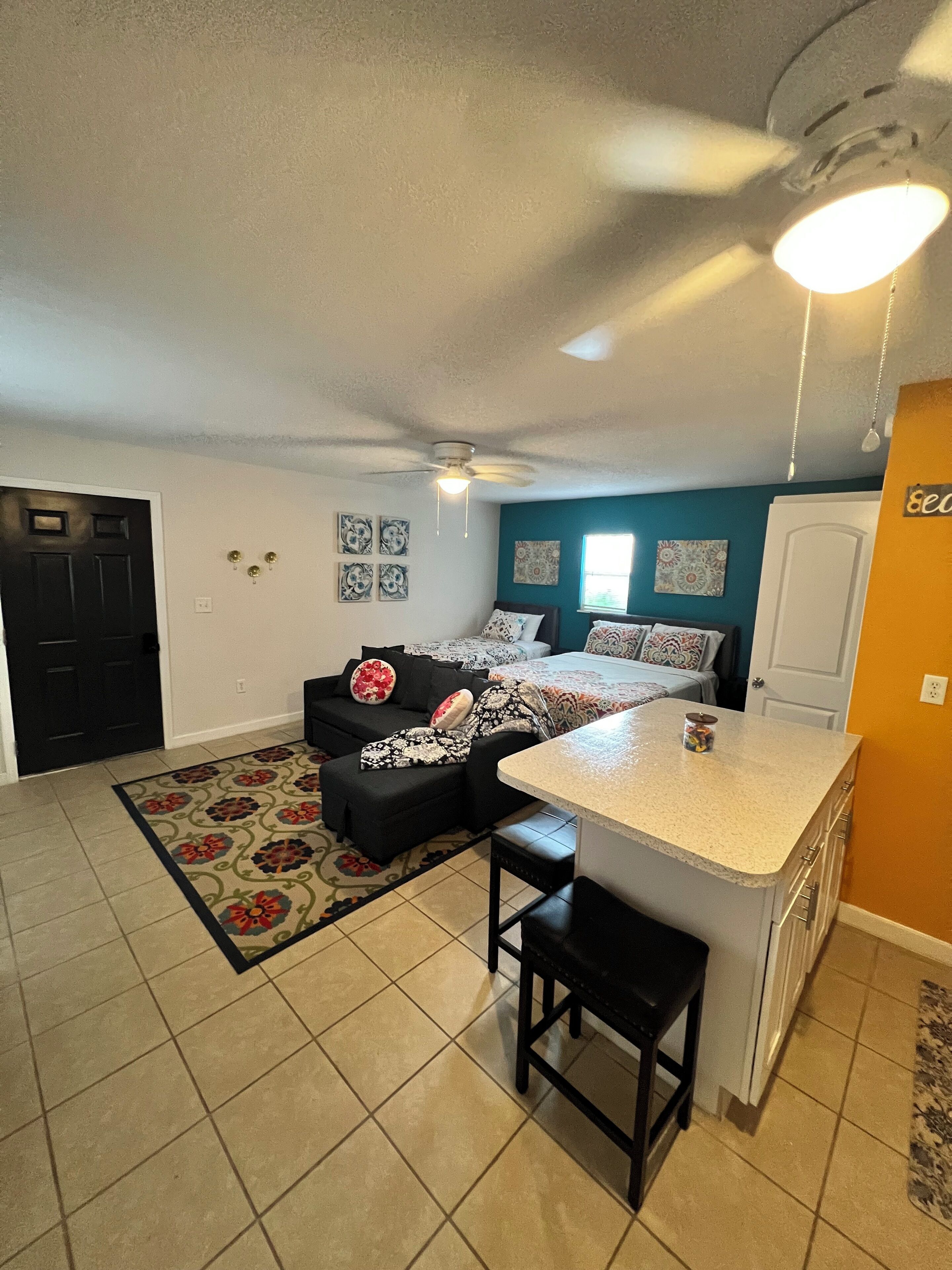Casita Cortes Is Quiet, Cozy And Centrally Located In Tampa. - Tampa Airport (TPA)