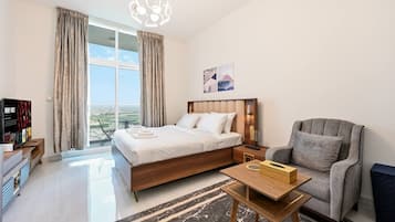 Apartamento, sacada, vista para a cidade | Ferros/tábuas de passar roupa, Wi-Fi de cortesia