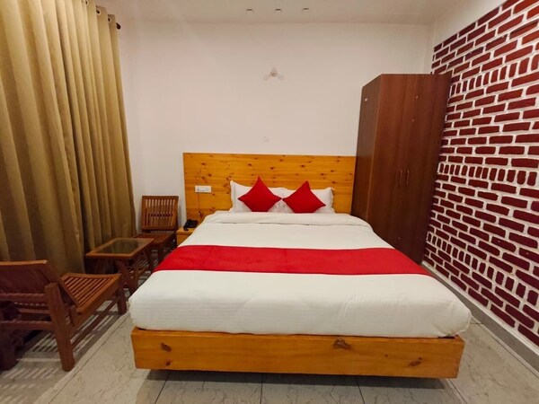 Mukteshwar Valley Resort - Uttarakhand