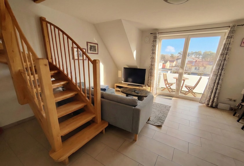 Sunny 70m² Maisonette In Koserow: Near Beach, 2 Bedrooms, Balcony, Parking - Koserow