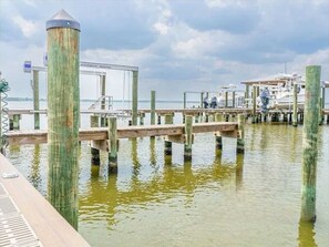 Condo, 2 quartos | Marina