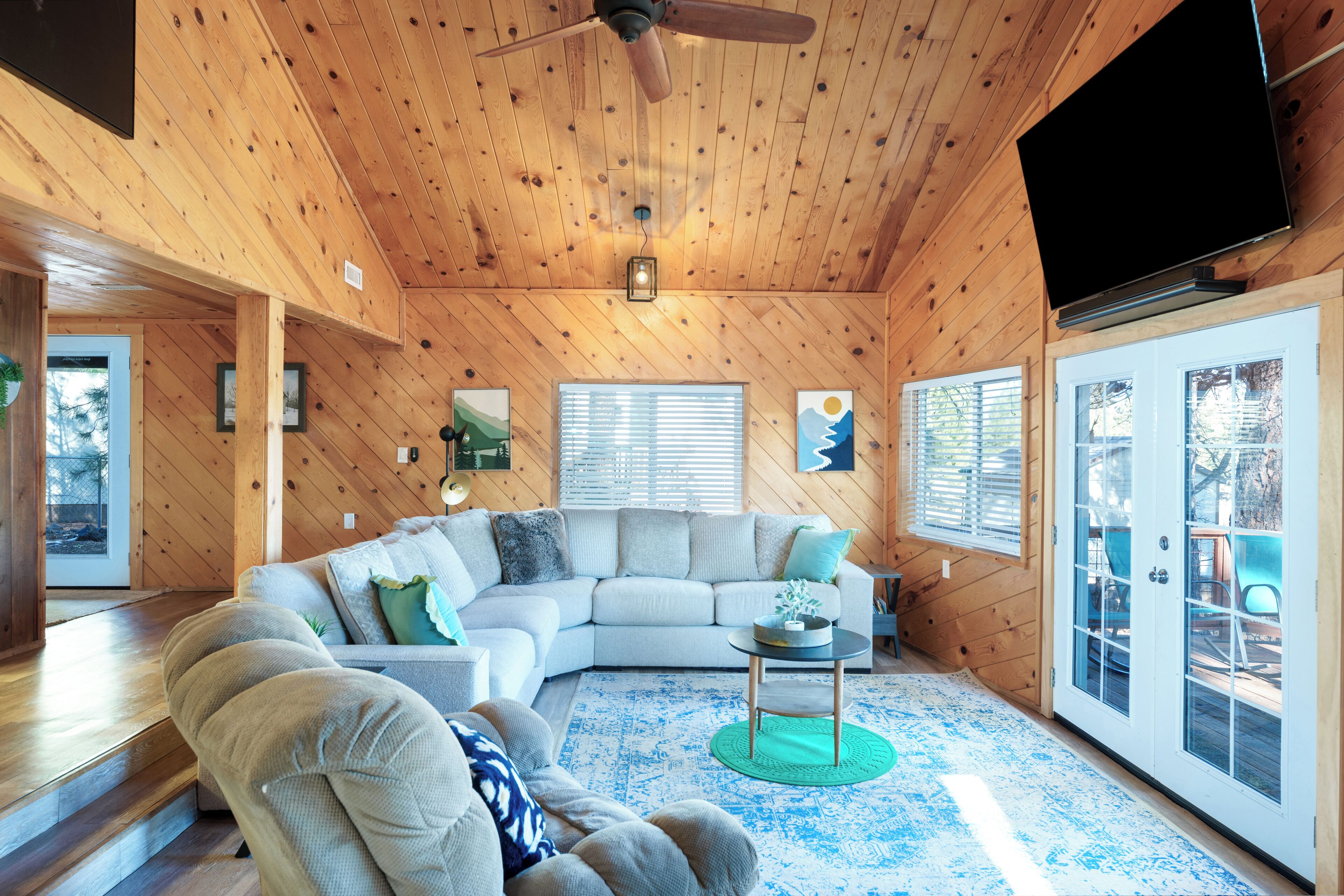 Sierra Pine Retreat W/furnished Deck, Bbq & Outdoor Firepit - Pinetop-Lakeside