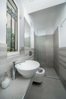 Apartamento, varanda, Vista para a cidade | Casa de banho