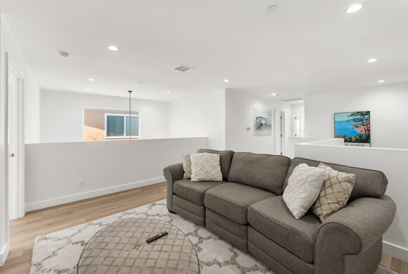 The Shores House | Luxe 4br Retreat Near The Beach - Ventura, CA